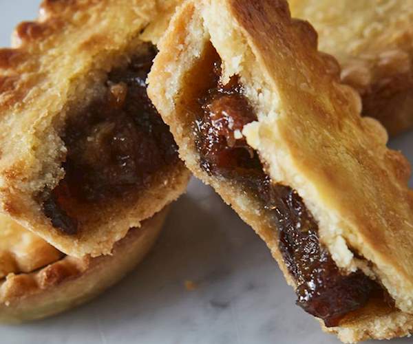 6 Worst Rated English Desserts - TasteAtlas