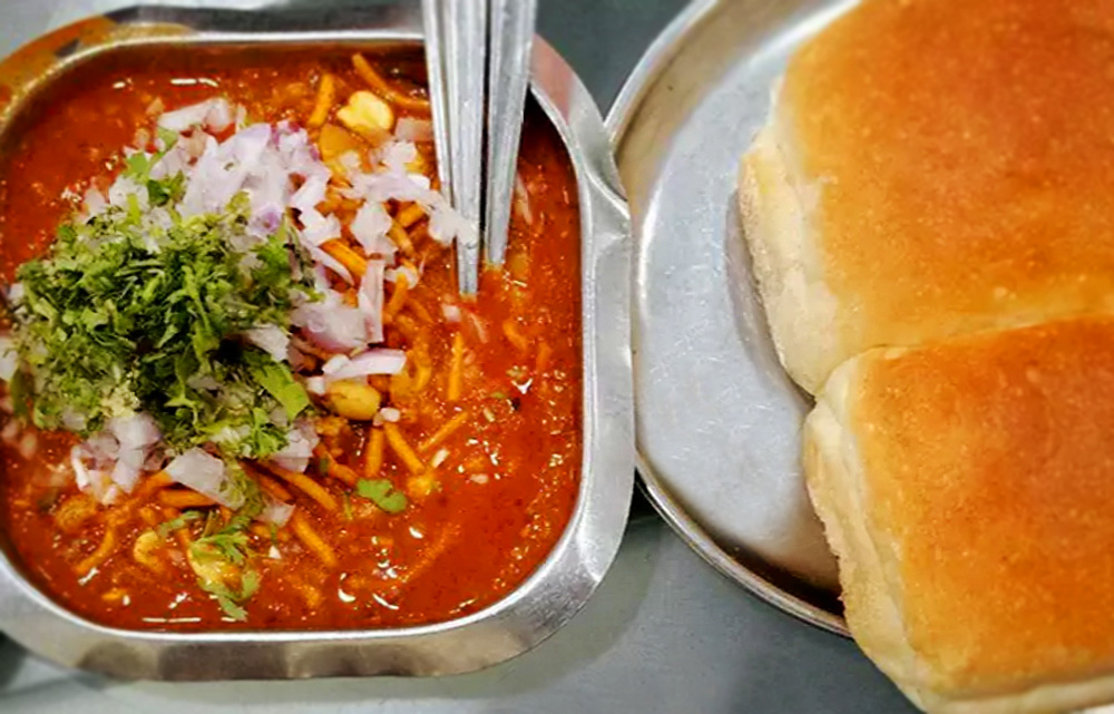 Where to Eat the Best Misal in the World? | TasteAtlas