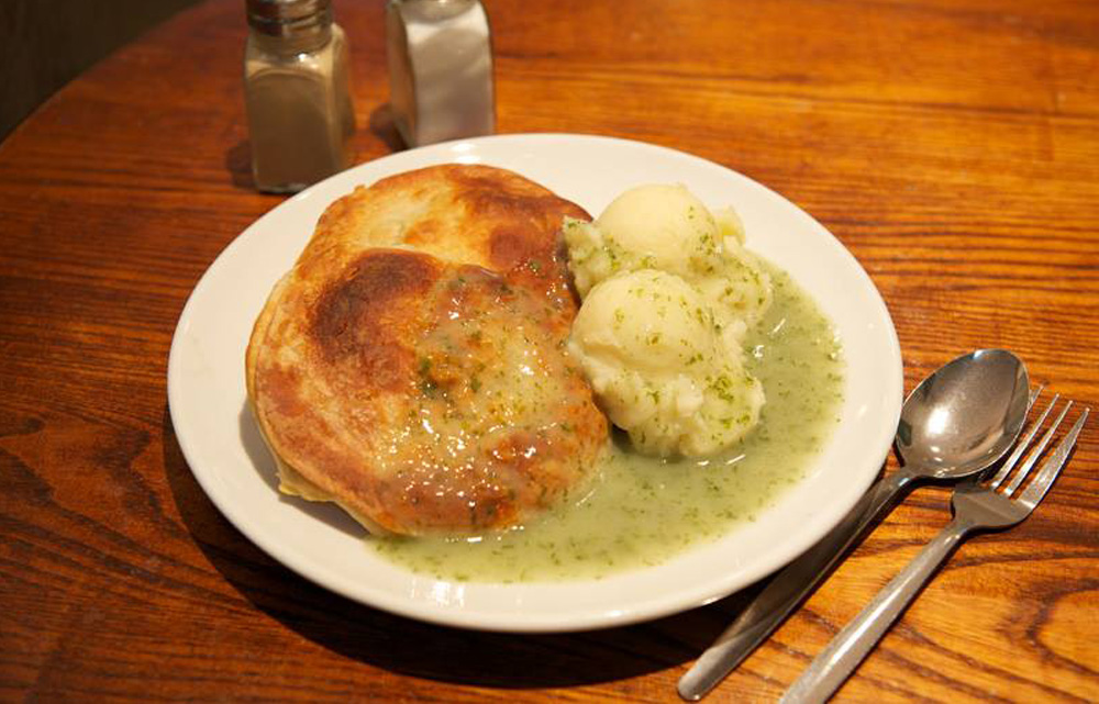 Pie And Mash | Traditional Savory Pie From London, England | TasteAtlas