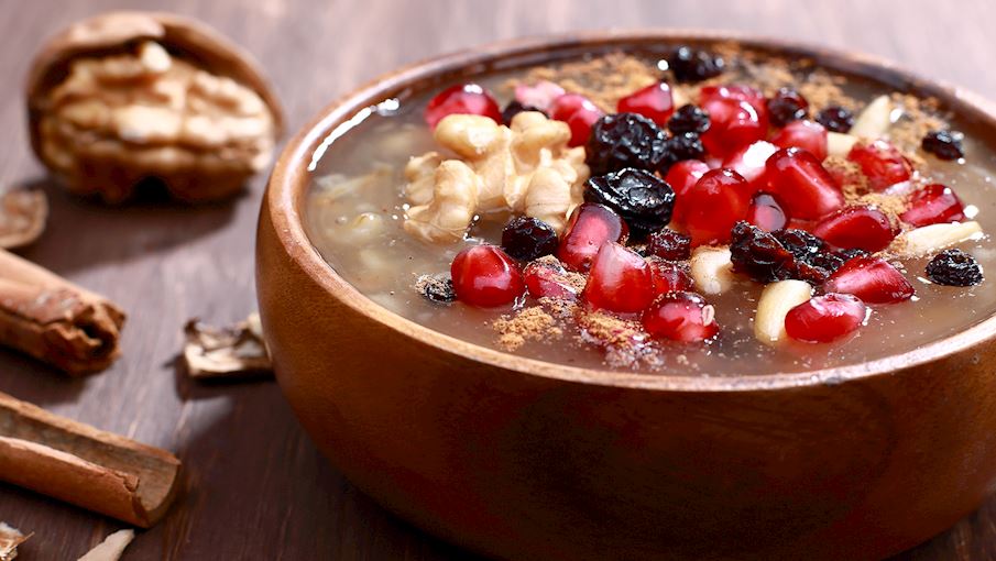 10 Most Popular Turkish Desserts - TasteAtlas