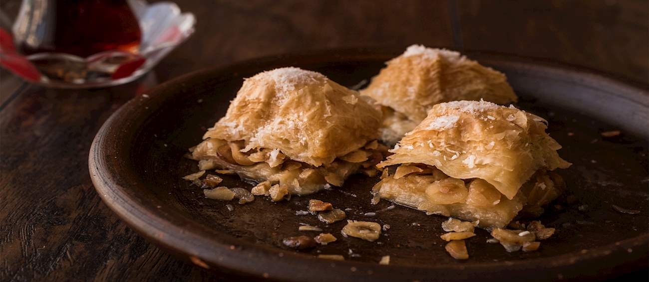 5 Worst Rated Asian Phyllo Pastries - TasteAtlas