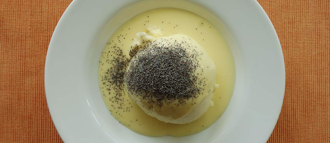 Dampfnudeln | Traditional Dumplings From Bavaria, Germany