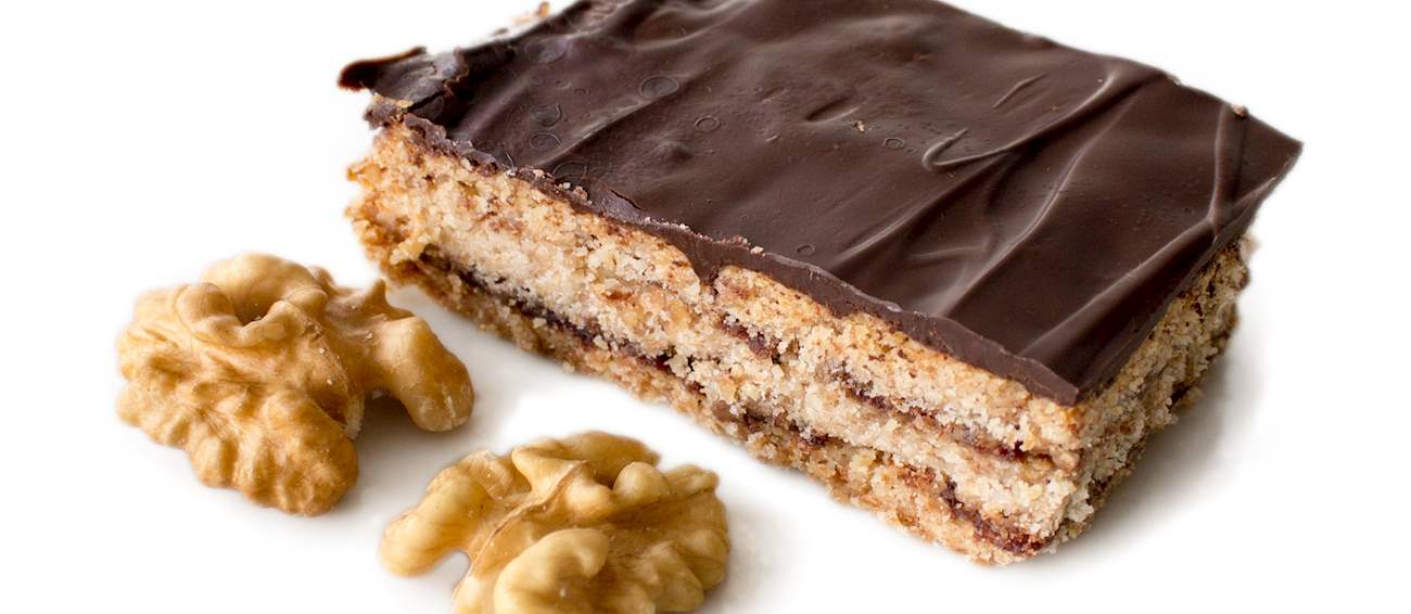 Zserbó | Traditional Cake From Budapest, Hungary