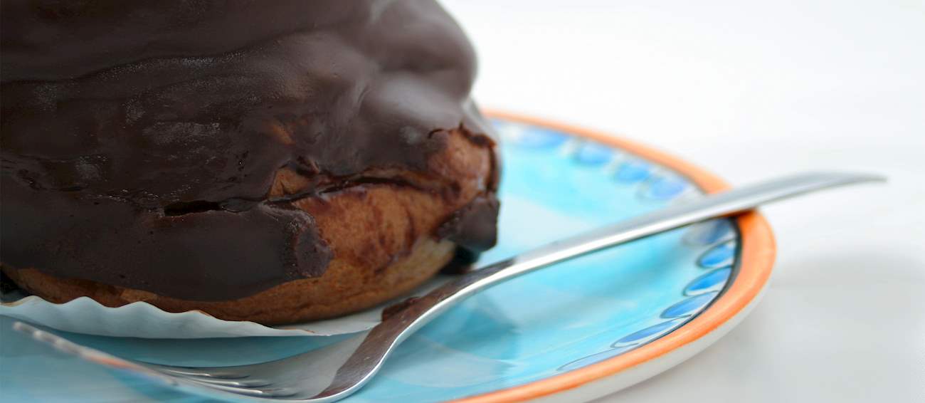 Bossche Bol | Traditional Sweet Pastry From 's-Hertogenbosch, Netherlands