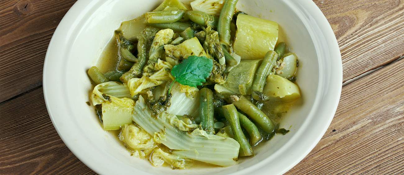 Utan | Traditional Vegetable Soup From Cebu City, Philippines
