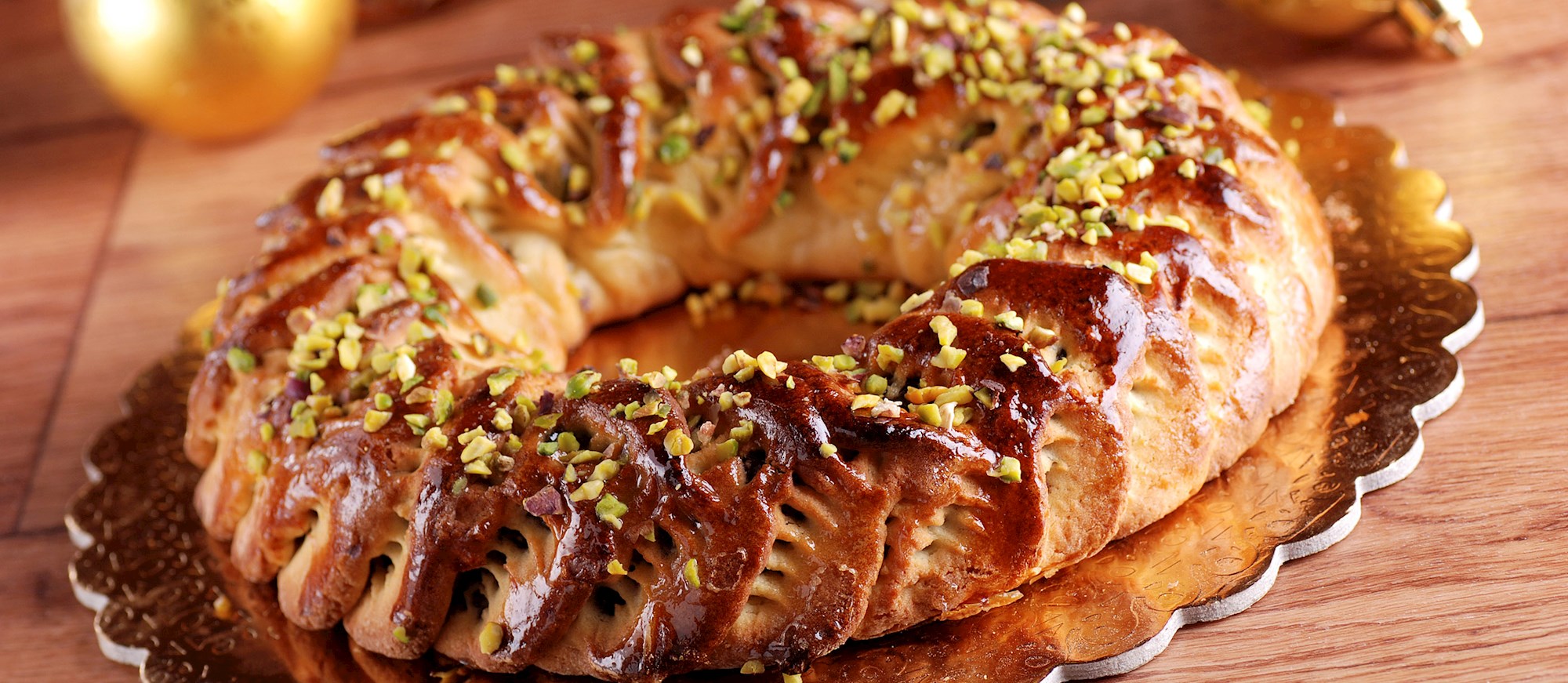 Where to Eat the Best Buccellato in the World? | TasteAtlas