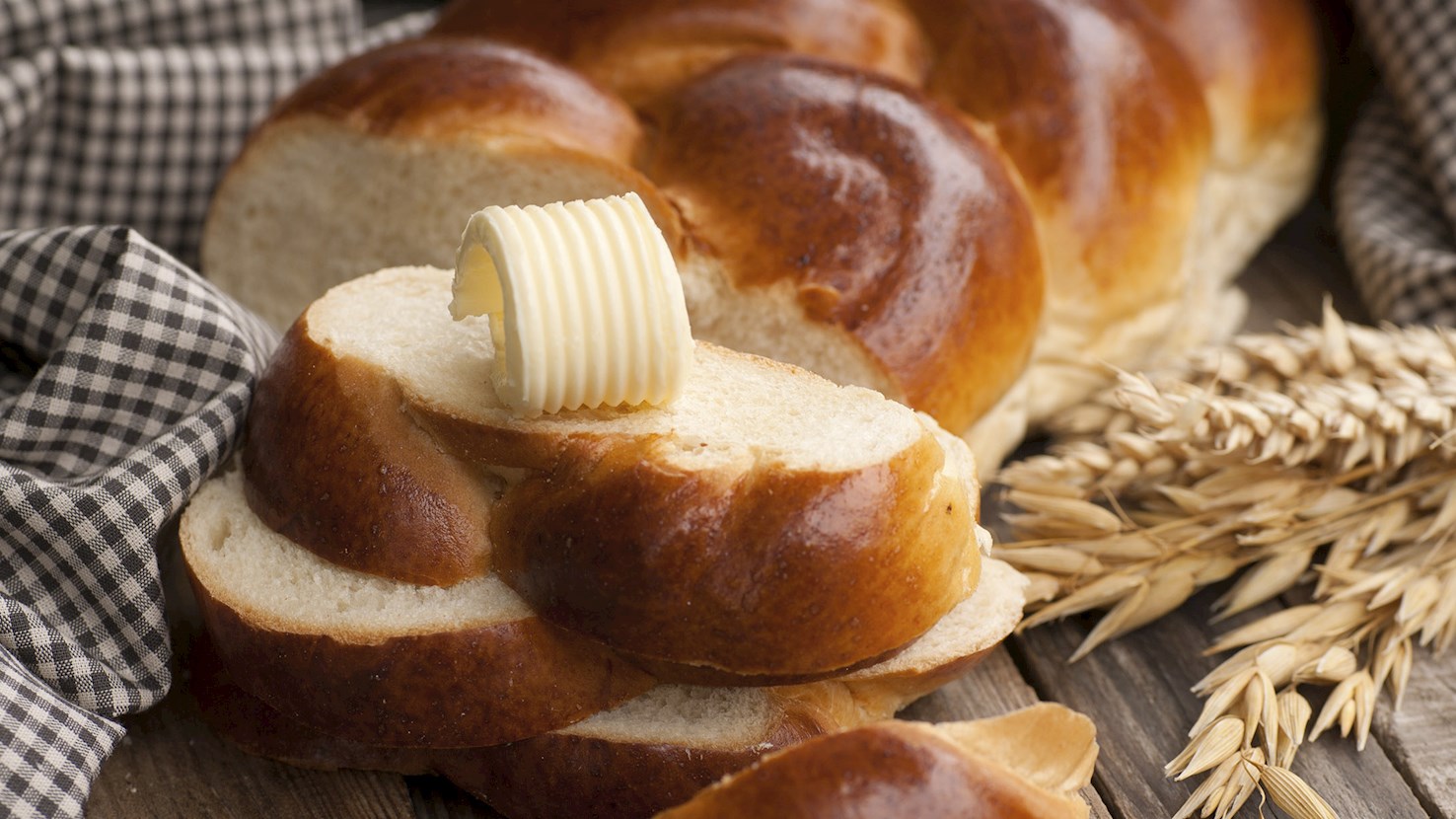Top 16 Swiss Breads - TasteAtlas