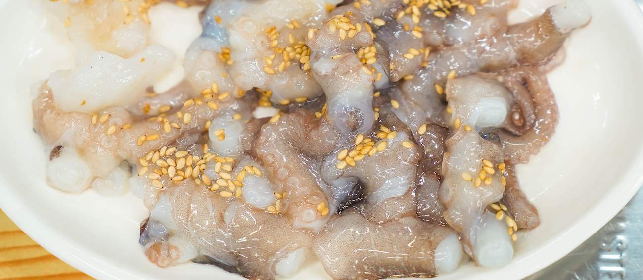 Sannakji | Traditional Octopus Dish From South Korea