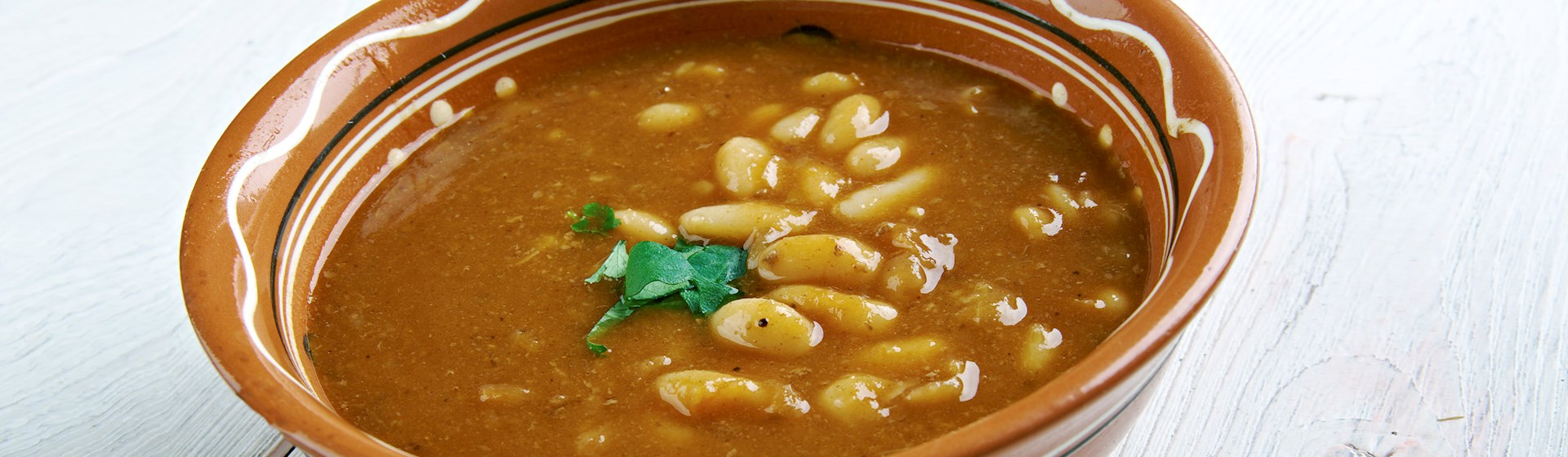7 Most Popular Bean Dishes With Legumes and Carrot - TasteAtlas
