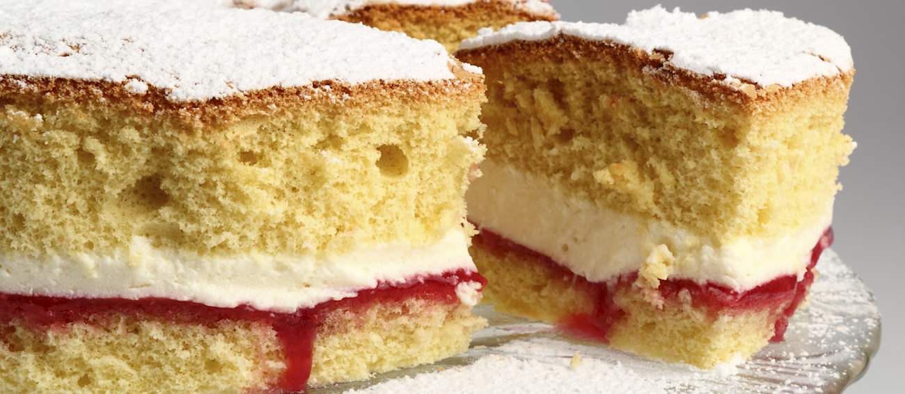 Victoria Sponge | Traditional Cake From England, United Kingdom