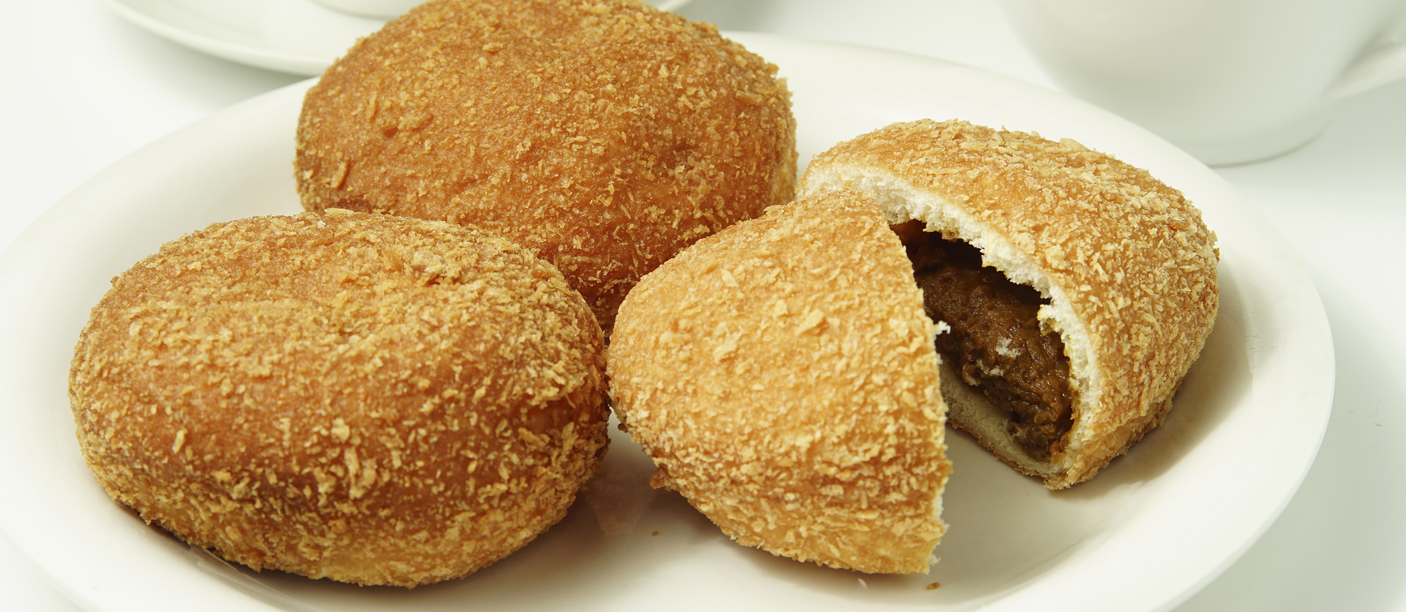 Karē Pan | Traditional Snack From Japan