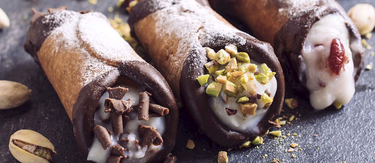 Cannoli | Traditional Sweet Pastry From Sicily, Italy