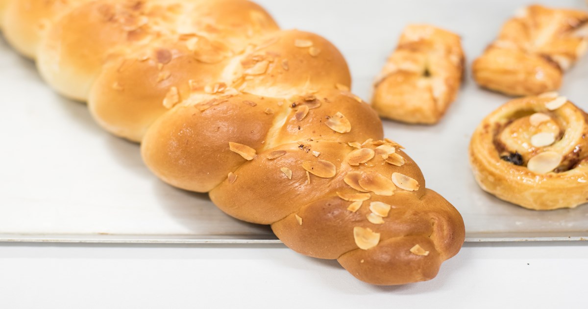 Pulla | Traditional Sweet Bread From Finland, Northern Europe