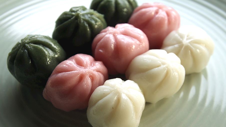 12 Tteok Varieties Ranked From the Best To the Worst - TasteAtlas