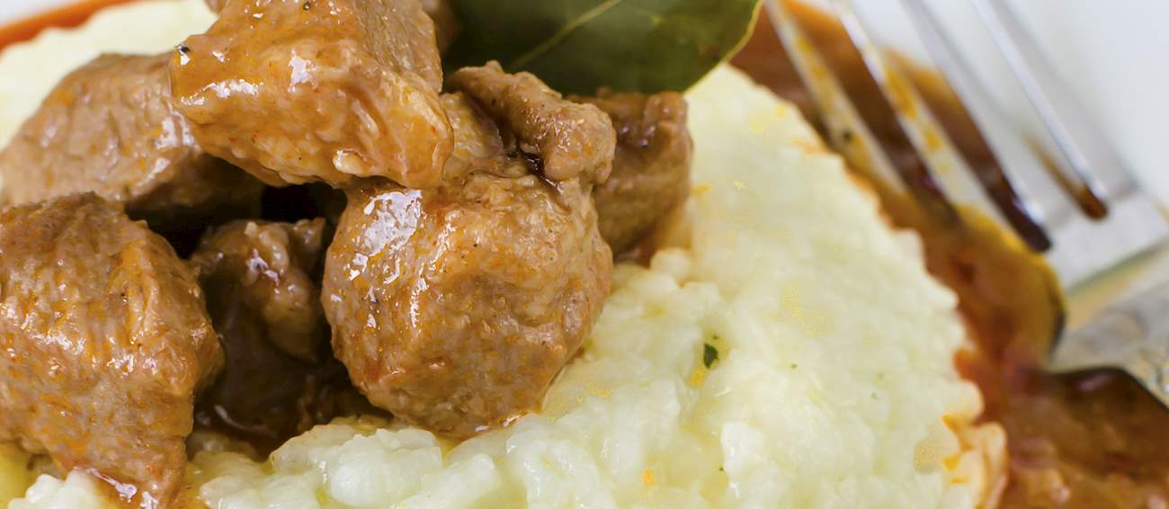 Vinen Kebap | Traditional Stew From Bulgaria, Southeastern Europe