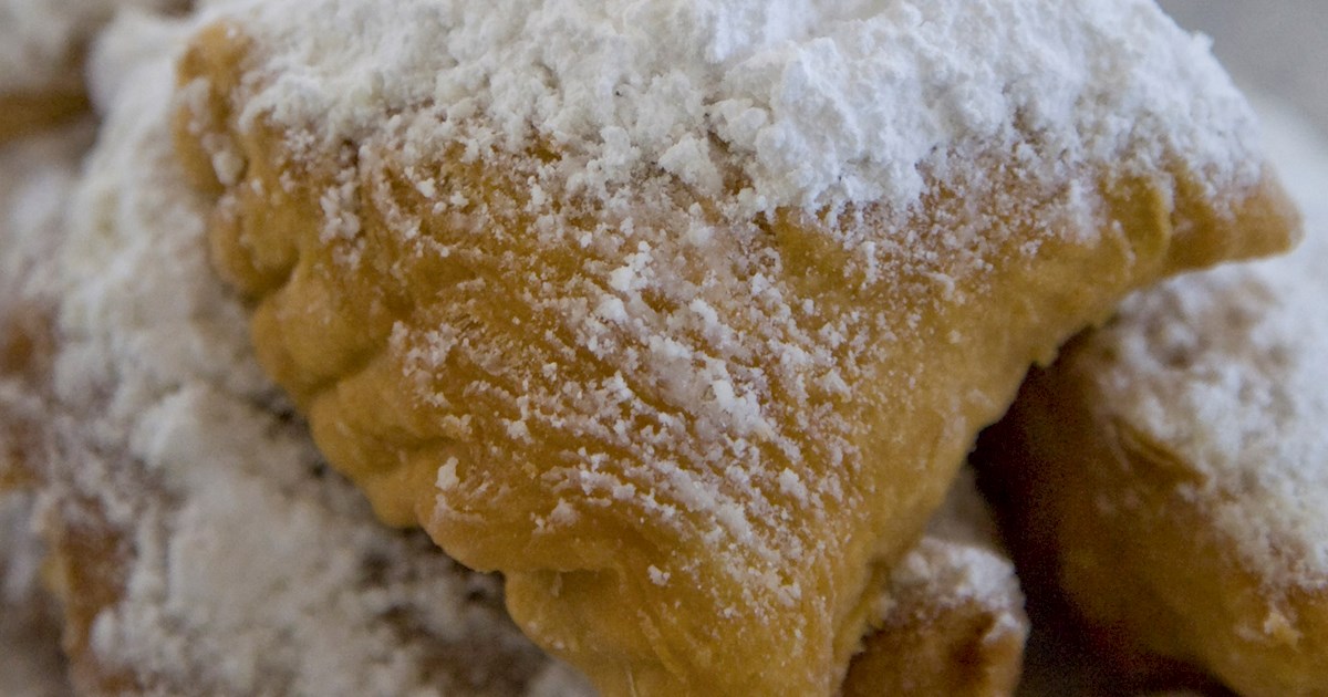 Beignets Authentic Recipe | TasteAtlas