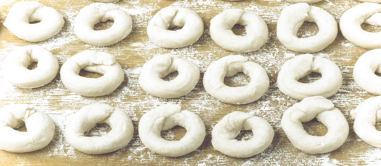 Sushki | Traditional Snack From Russia, Eastern Europe | TasteAtlas