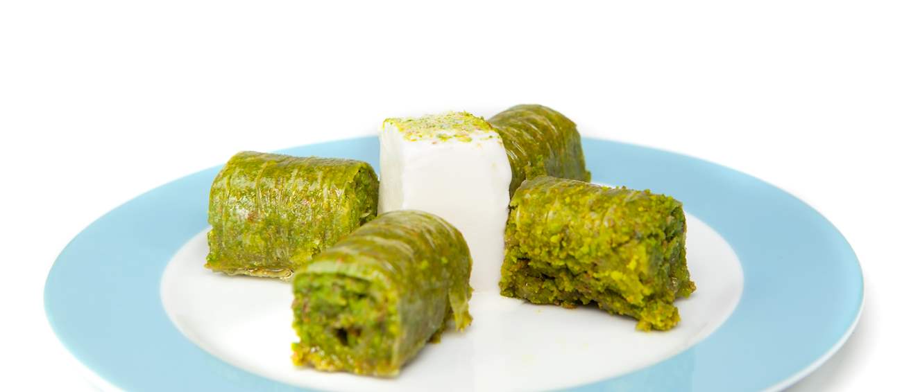 Dondurma | Traditional Ice Cream From Kahramanmaraş, Turkiye | TasteAtlas