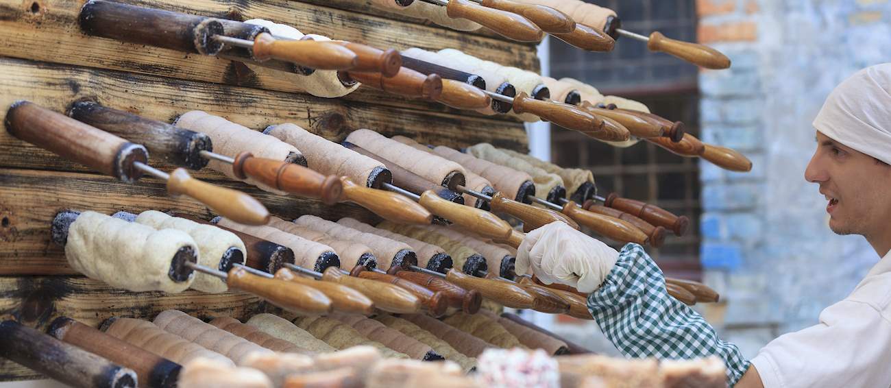 Kürtőskalács | Traditional Sweet Pastry From Hungary, Central Europe