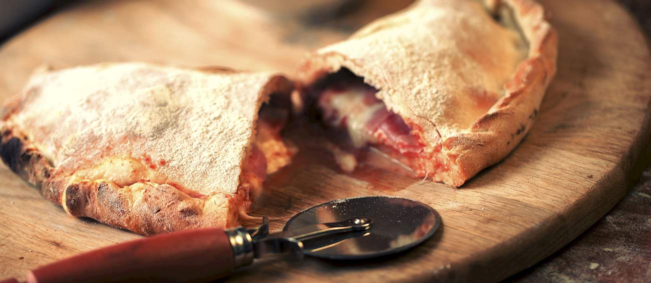 Calzone Pizza Authentic Recipe | TasteAtlas