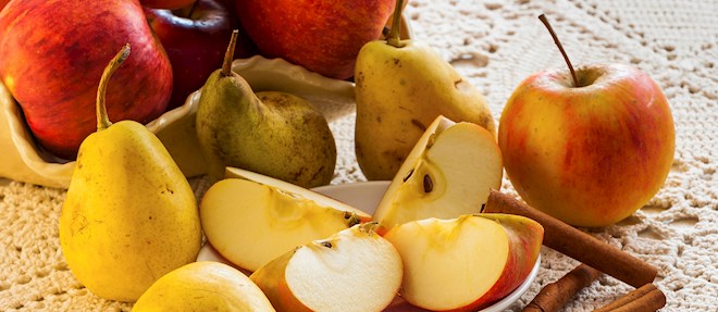 French Pears: 7 Pear Types in France | TasteAtlas