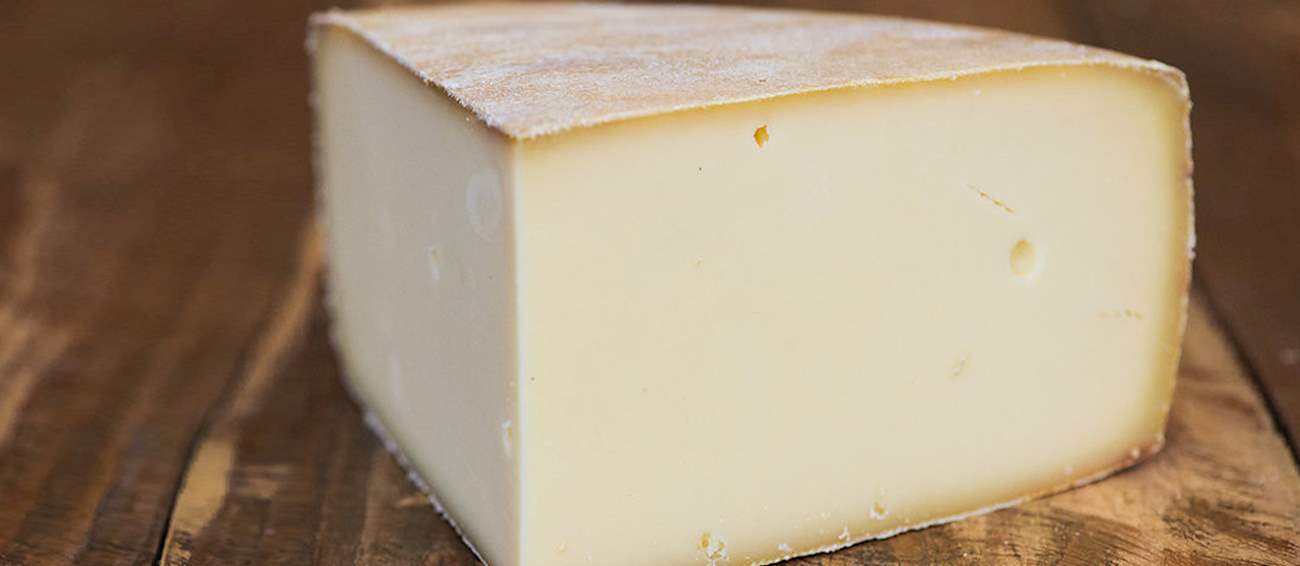 Raclette de Savoie | Local Cheese From Haute-Savoie, France