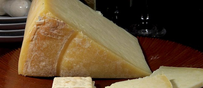 Northwestern English Cheeses: 5 Cheese Types in North West England ...