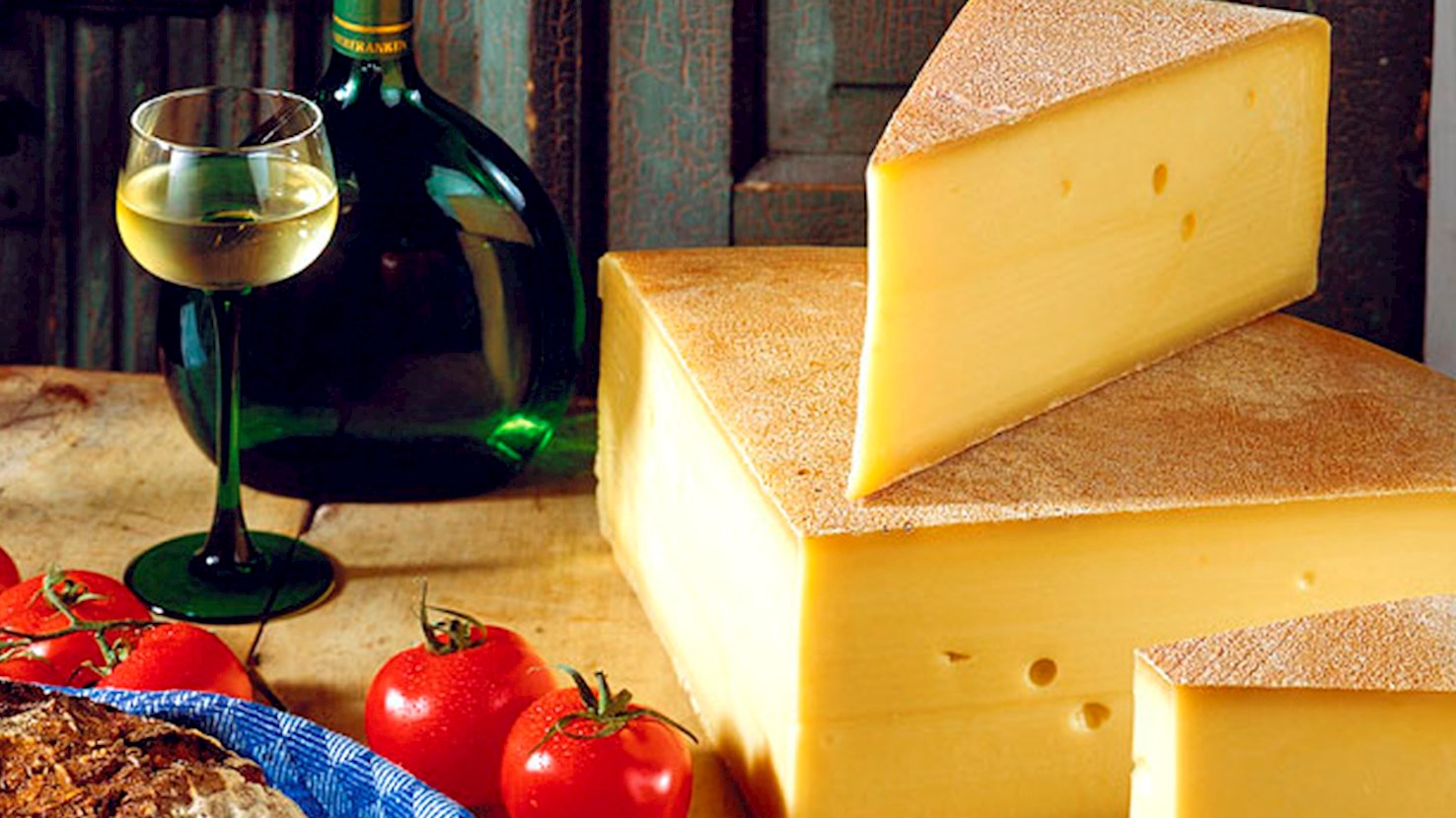 12 Best Natural Rind Cheeses in Germany - TasteAtlas