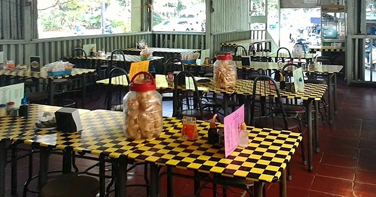 Mamink Daeng Tata | TasteAtlas | Recommended authentic restaurants