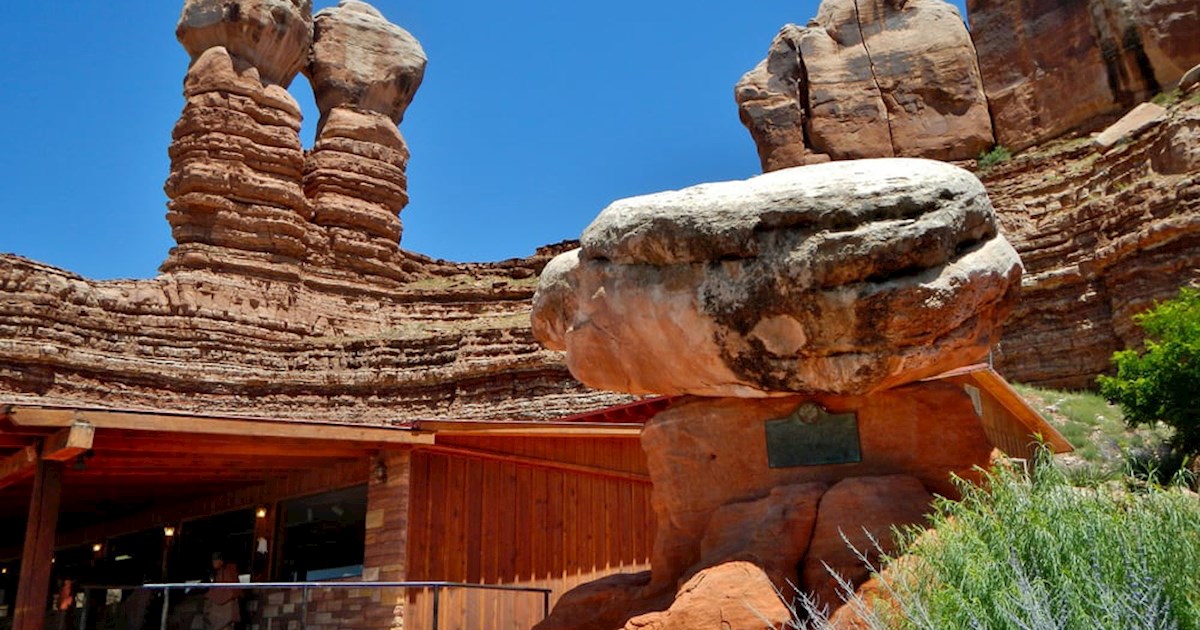 Twin Rocks Cafe | TasteAtlas | Recommended authentic restaurants