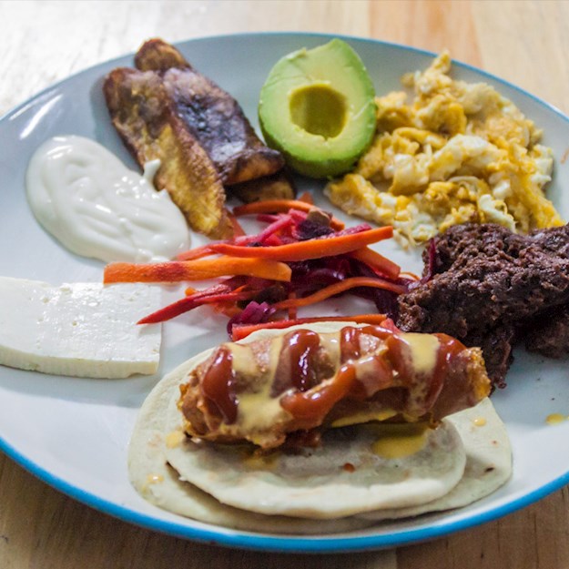 This is a map of Latin American cuisines with ratings. The bigger the ...