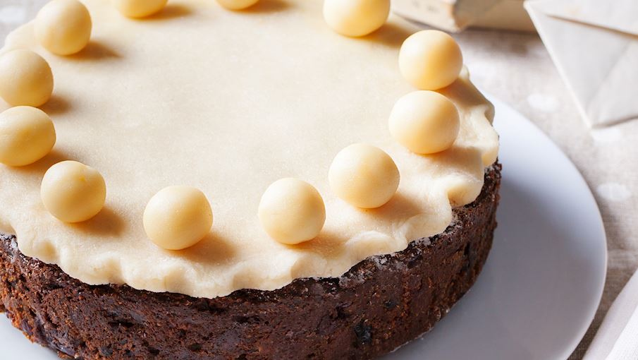 14 Best Cakes in the United Kingdom - TasteAtlas