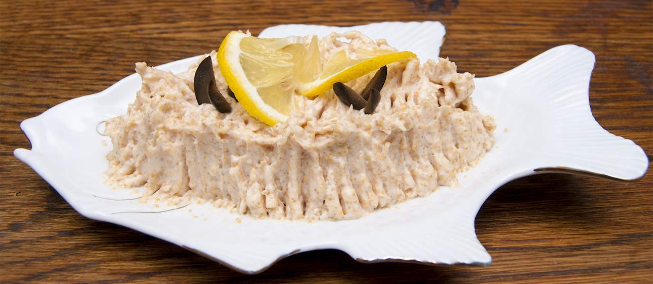 Salată de Icre | Traditional Appetizer From Romania, Southeastern Europe