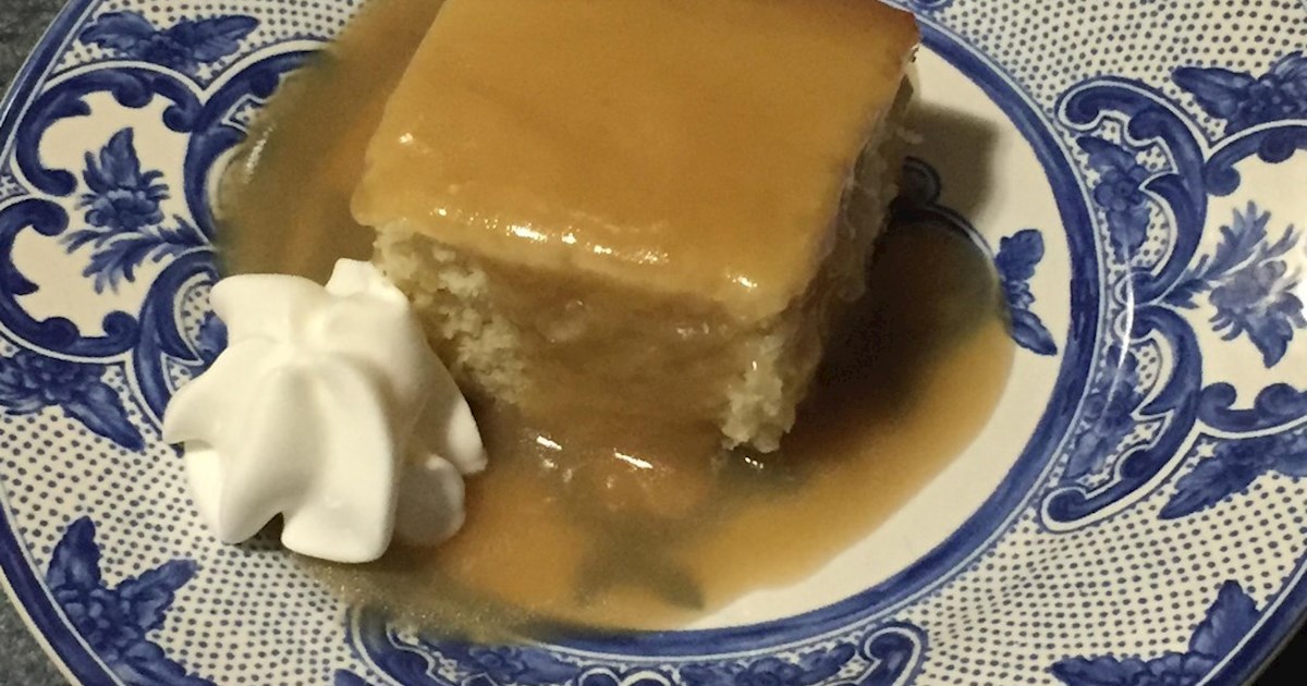 Cottage Pudding | Traditional Cake From United States of America