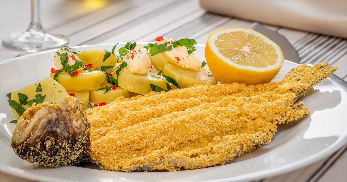 Pastrva u Kukuruznom Brašnu | Traditional Freshwater Fish Dish From ...