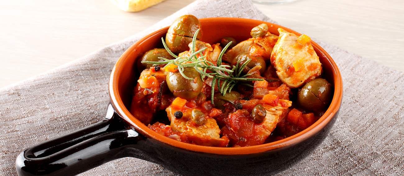 Pollo Alla Cacciatora | Traditional Chicken Dish From Italy