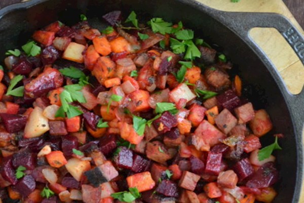 Where to Eat the Best Red Flannel Hash in the World? | TasteAtlas