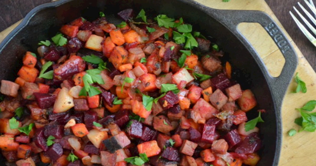 Red Flannel Hash | Traditional Beef Dish From New England, United ...