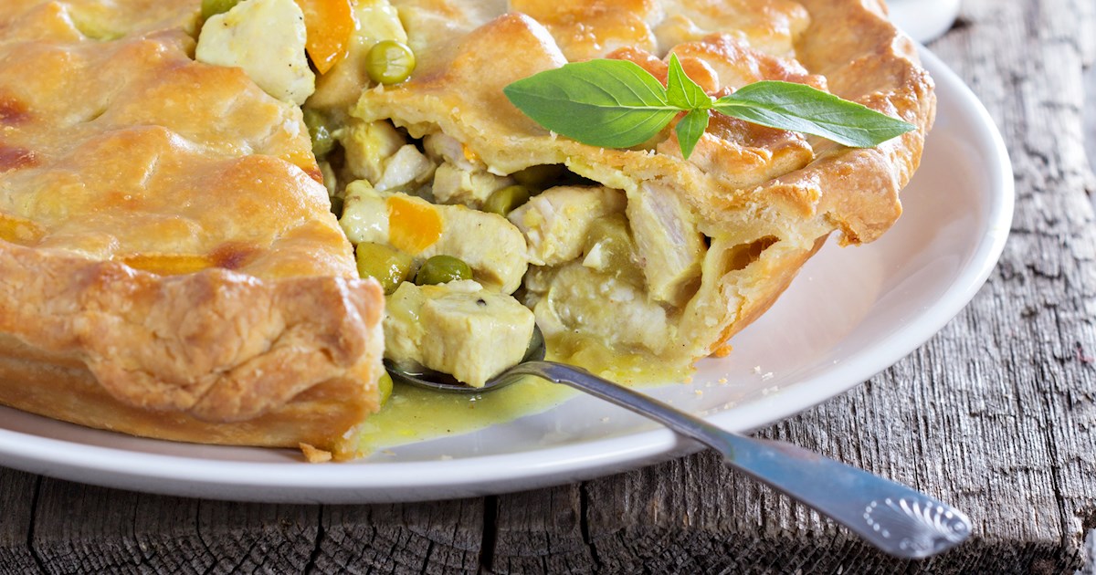 Green Chicken Curry Pie | Traditional Savory Pie From Australia