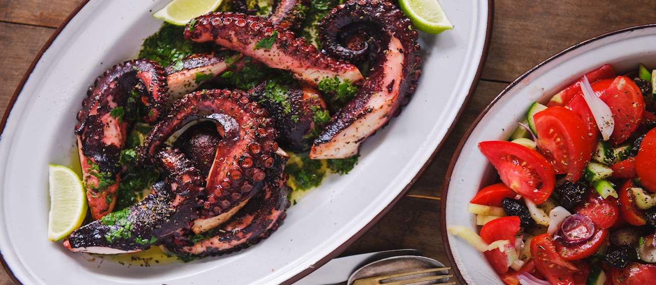 Where to Eat the Best Chtapodi Sti Schara in the World? | TasteAtlas