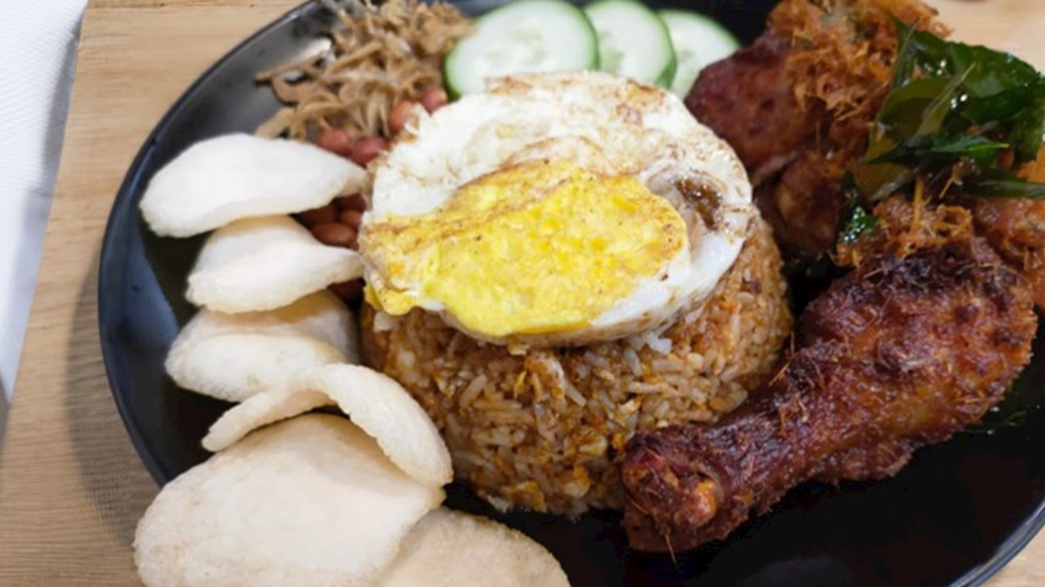 7 Nasi Goreng Varieties Ranked From the Best To the Worst - TasteAtlas