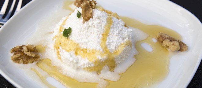 Cheese Desserts of the World: Best Recipes & Restaurants | TasteAtlas