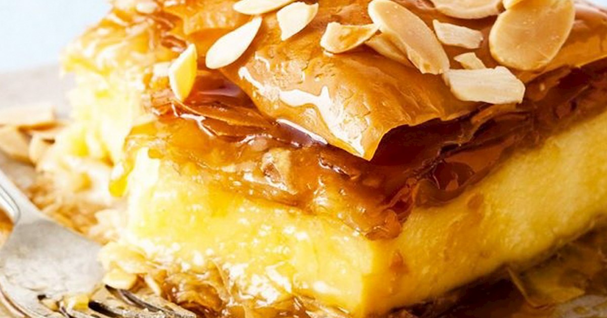 Qumështor | Traditional Custard From Albania, Southeastern Europe