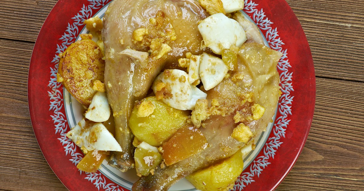 Gallina en Pepitoria | Traditional Chicken Dish From Province of ...
