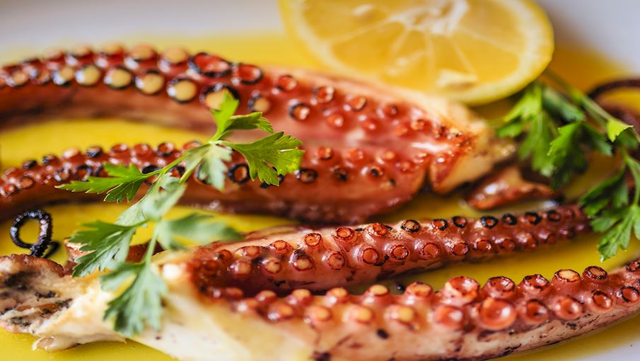 17 Best Seafood Dishes in Greece - TasteAtlas