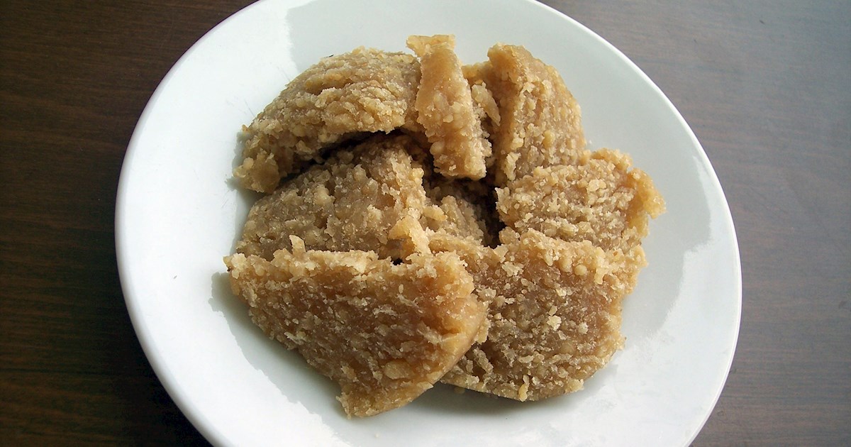 Un Helvası | Traditional Dessert From Turkiye