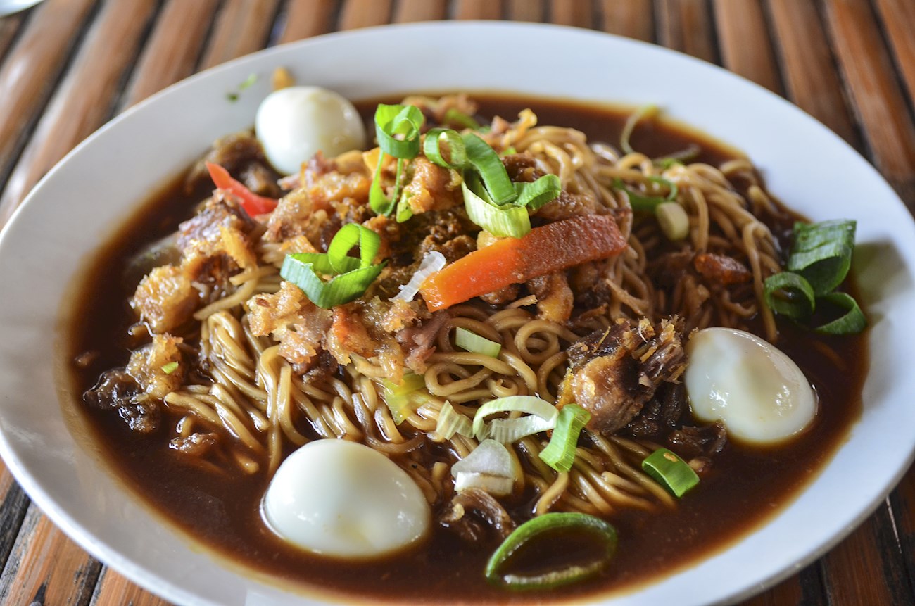 Pancit Cabagan | Traditional Noodle Dish From Cabagan, Philippines