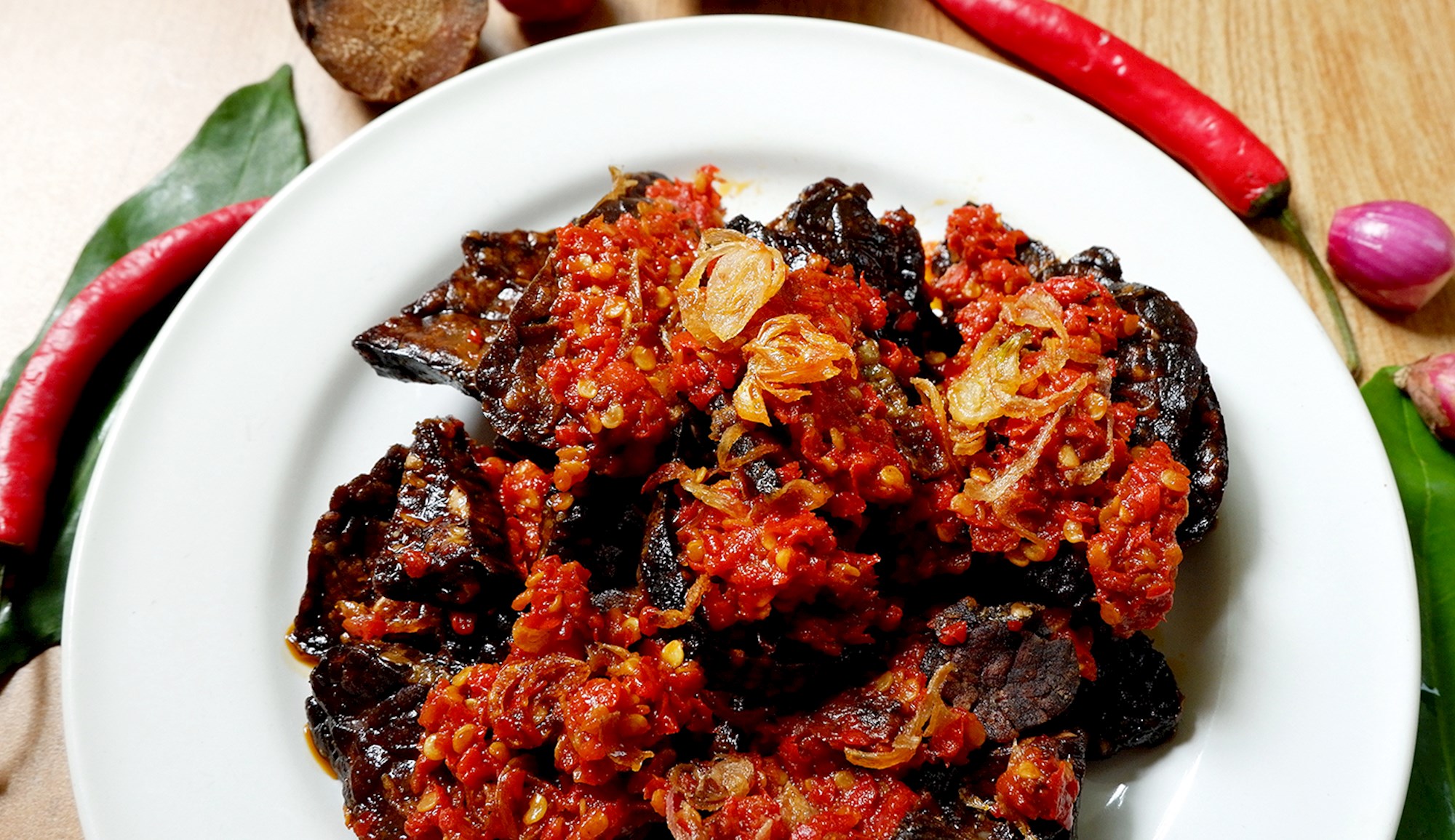 Where to Eat the Best Dendeng Paru in the World? | TasteAtlas