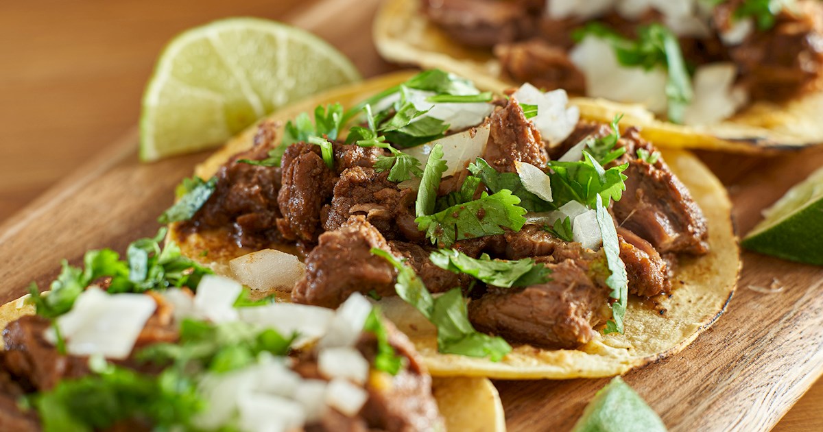 Tacos de Bistec | Traditional Street Food From Mexico