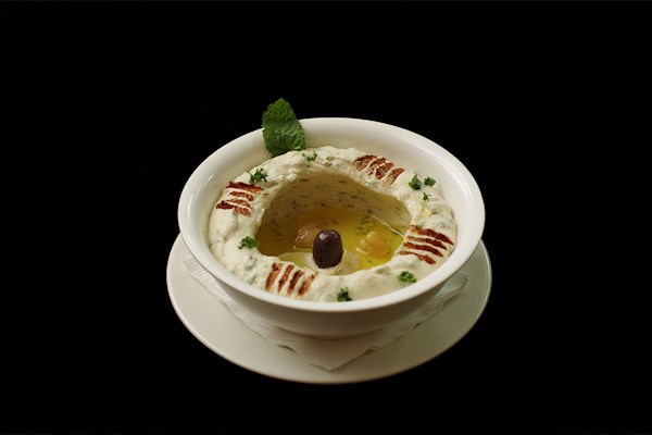 Where to Eat the Best Hummus Beiruti in the World? | TasteAtlas